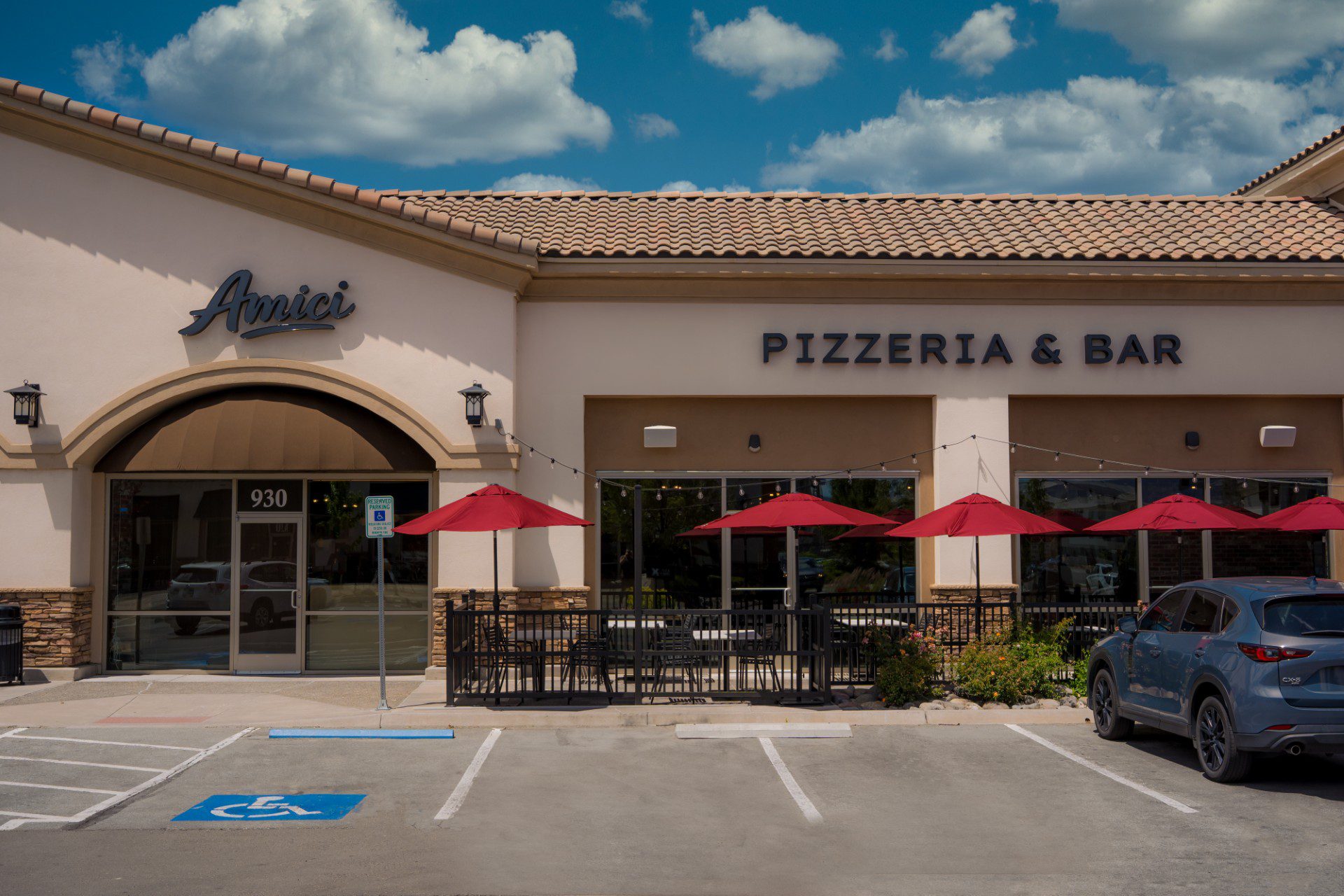 Amici Pizzeria and Bar Opens at Damonte Ranch Town Center in Reno, NV ...